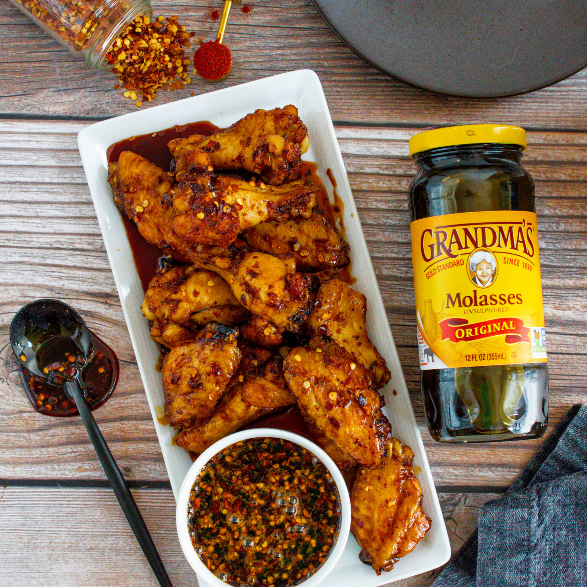 Hot Molasses Chicken Wings - Grandma's® Molasses